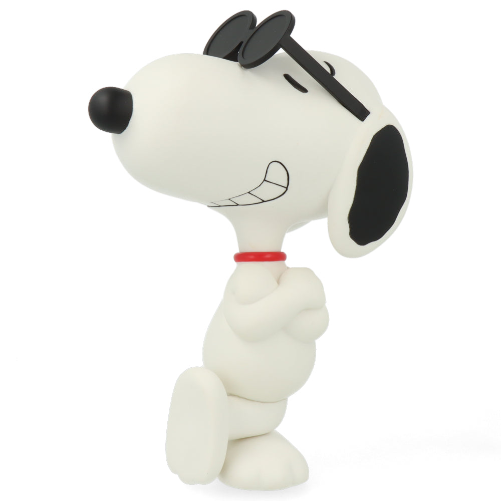 Figurine VCD 70's Peanuts - Sunglasses Snoopy – Artoyz